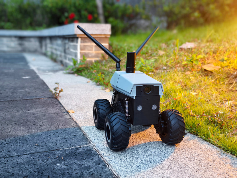 EarthRover Mini+ – FrodoBots